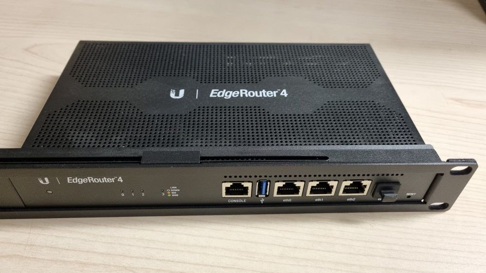 Unifi EdgeRouter 4 | Kaufen auf Ricardo