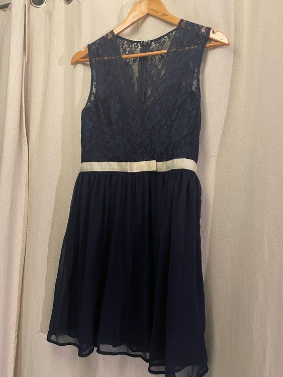 Marineblaues Kleid mit Spitz ASOS Gr. 38 / Robe dentelle (Neu (gemäss ...
