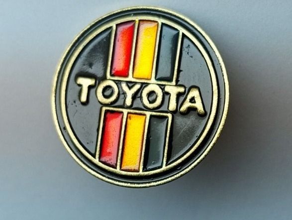 Toyota Pin | Kaufen auf Ricardo