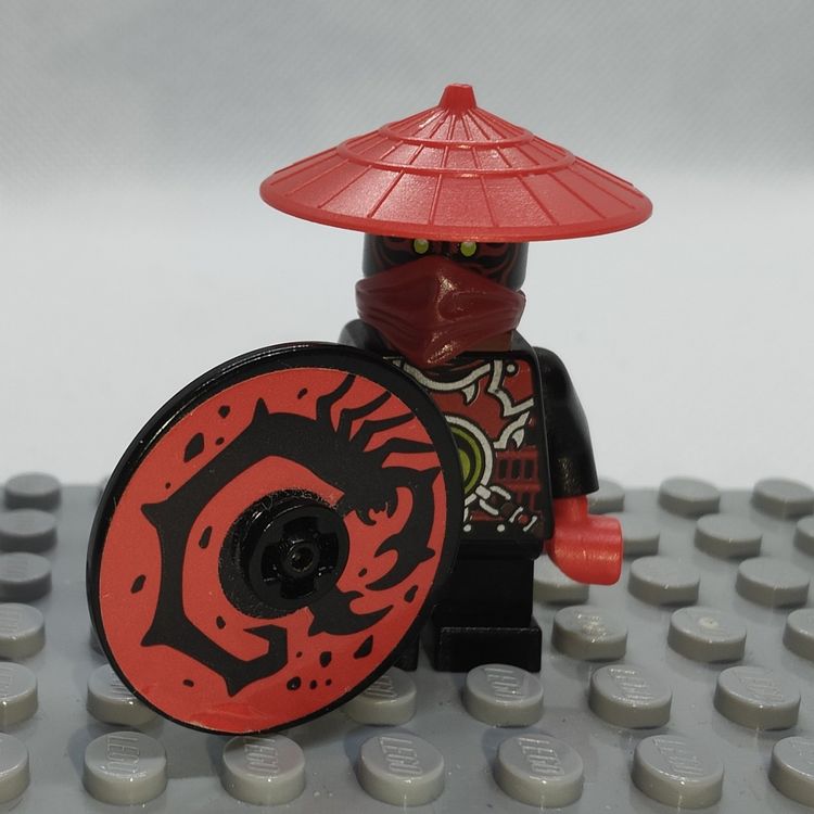 LEGO, Minifigur "Ninjago, Stone Army Scout - Red Face" (Gebraucht) in ...