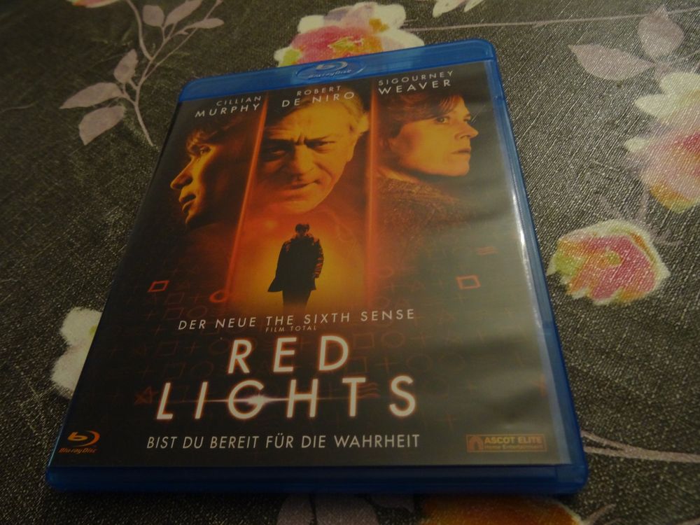 Red Lights BLU-RAY (Gebraucht) in Olten für CHF 3.5 – mit Lieferung auf ...