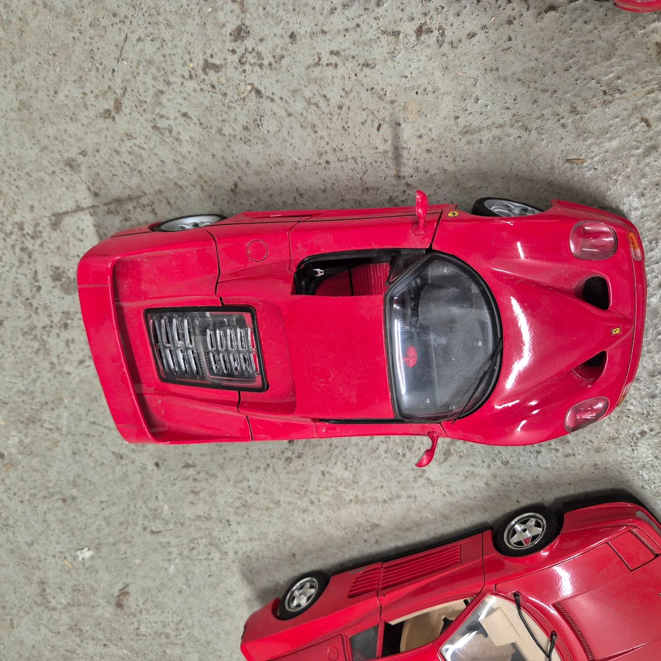 4 Modellautos: Ferrari, Dodge Viper - Sammlerstücke 🔥 (Gebraucht) in ...