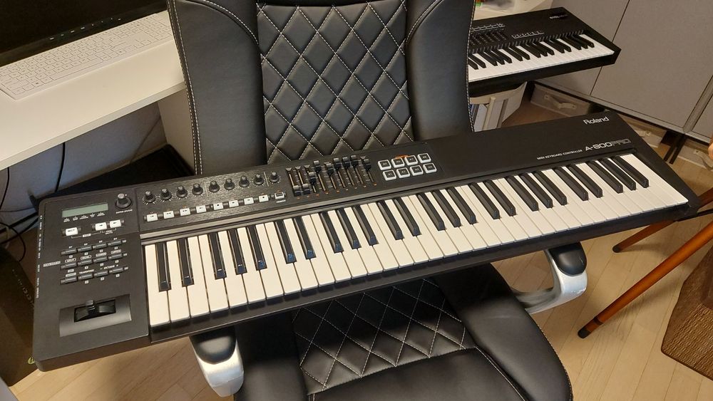 Roland A-800 Masterkeyboard (Neu (gemäss Beschreibung)) in Villigen für ...