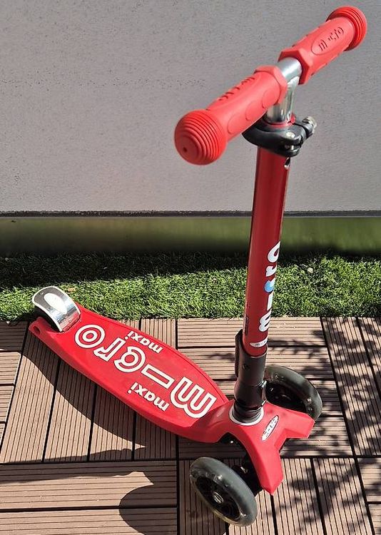 Micro Scooter Maxi Micro Deluxe - rot (Gebraucht) in Rothenburg für CHF 60 – nur Abholung auf ...