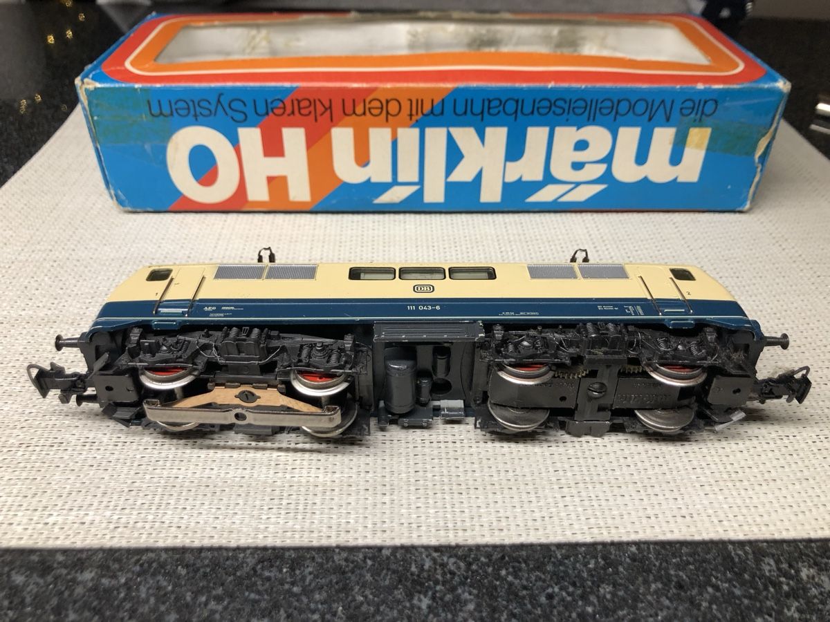 Märklin H0 Lok 3042 DB 111 043-6 guter Zustand. (Gebraucht) in Zweidlen ...