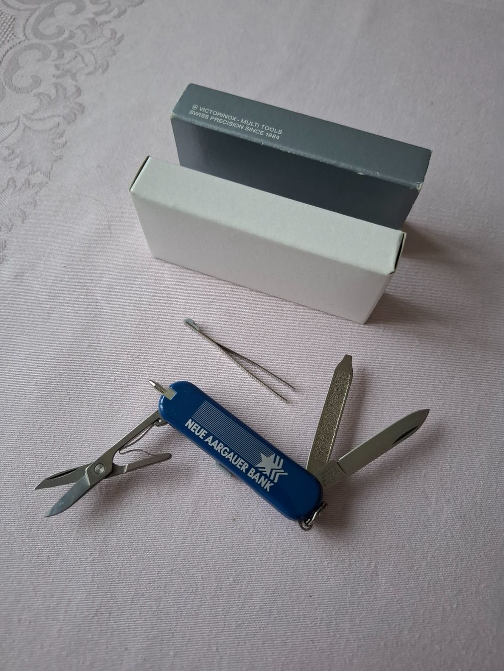 Rarität für Sammler. Victorinox Neue Aargauer Bank. Neu OVP (Neu und ...