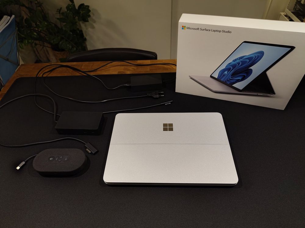 Microsoft Surface Laptop Studio i7 32GB 1000GB + Accessoires (Neu ...