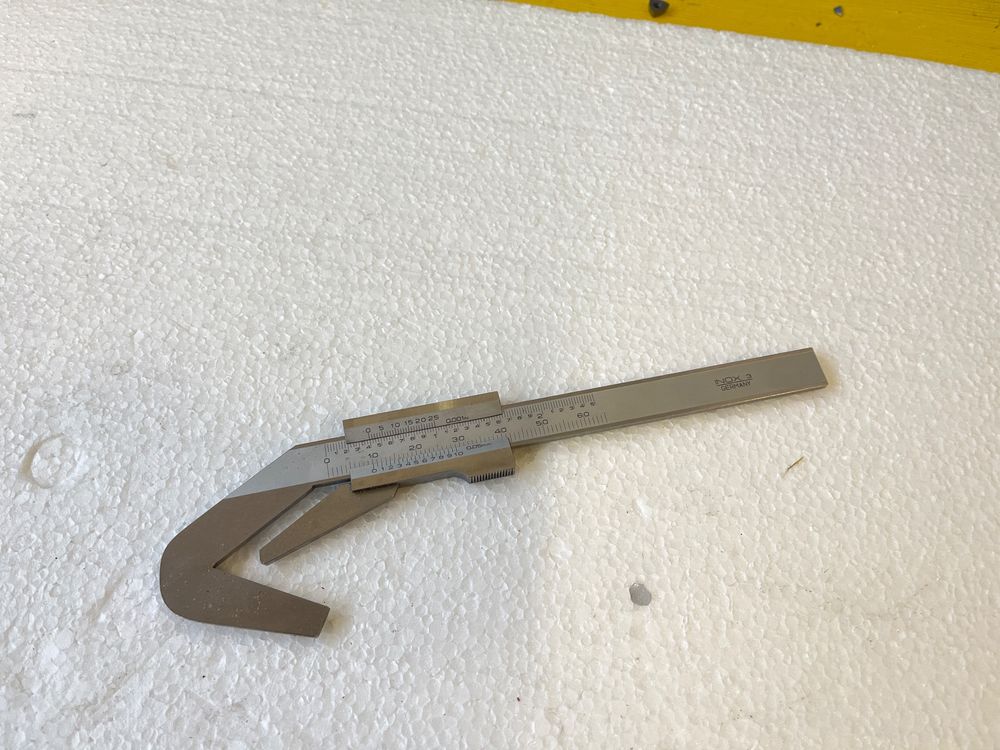 Winkel Schiebmesser (Gebraucht) in Unterterzen für CHF 30 – mit Lieferung auf Ricardo kaufen