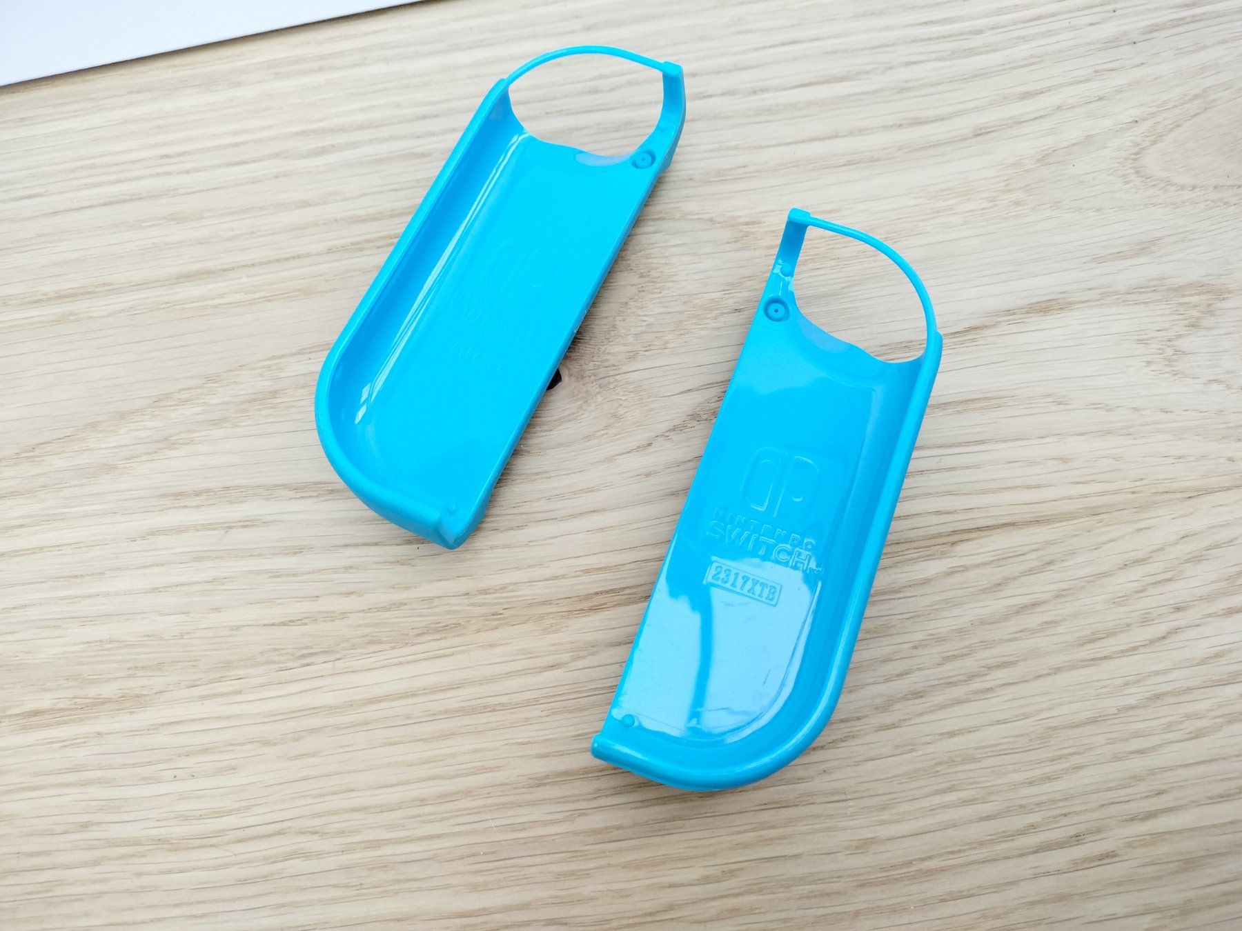 Nintendo Switch Joy-Con Covers / Hard Shells / Grips ab 1.- (Gebraucht ...