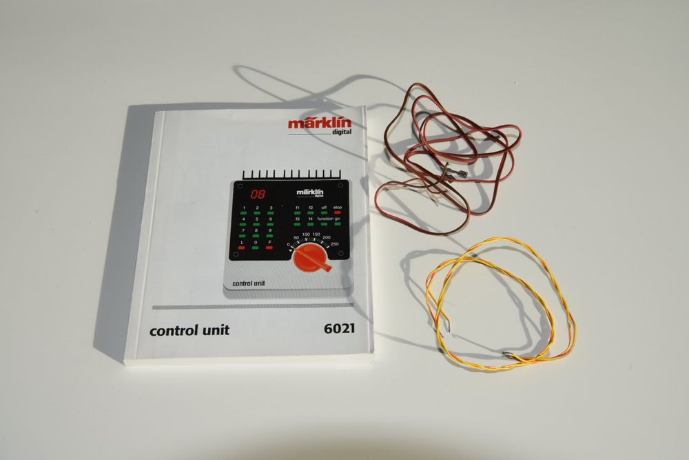 Märklin 6021 und 6002: Control Unit inkl. Transformer | Kaufen auf Ricardo