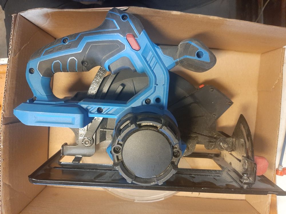 Ferrex 40V Akku Handkreissäge 190mm - defekt (Defekt) in Richterswil ...