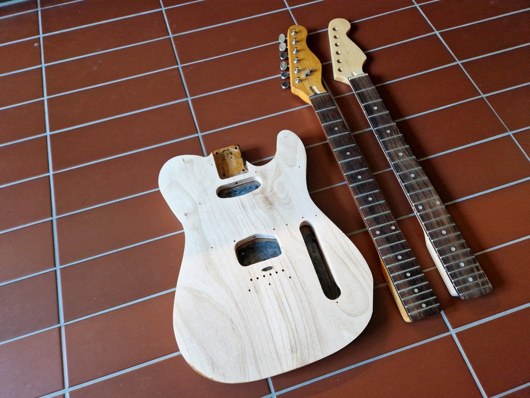Telecaster DIY-Projekt / Teile-Bundle (Body, 2 Hälse, etc) (Gebraucht ...
