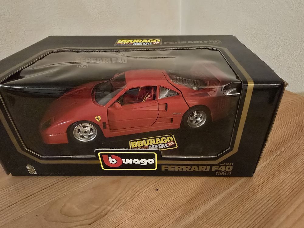 Bburago Ferrari F40 Modellauto 1:24, neuwertig | Kaufen auf Ricardo