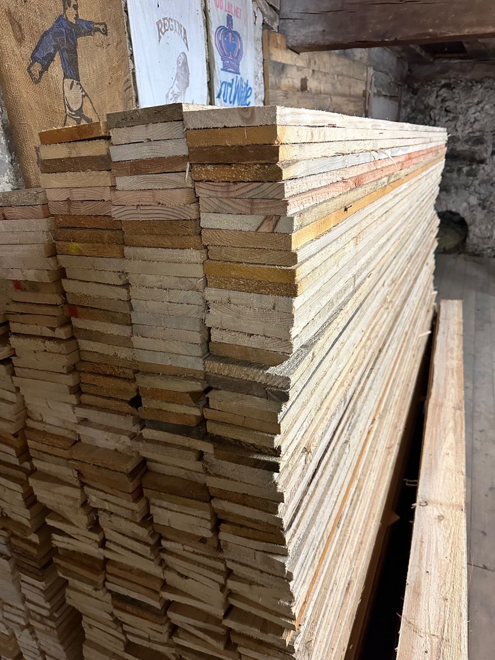 40x Holzbretter, Holzlatten Balken 15 cm breit (Gebraucht) in Benken ZH für CHF 250 – nur ...