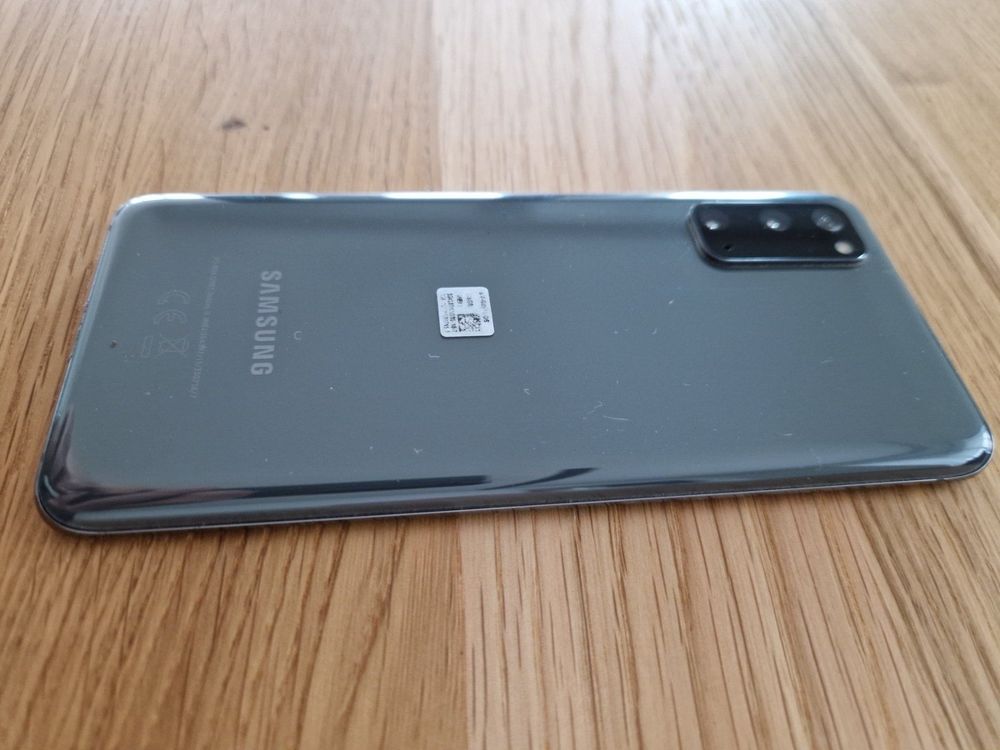 Samsung Galaxy S20 64 MB (Defekt) in Chur für CHF 35 – mit Lieferung auf Ricardo kaufen