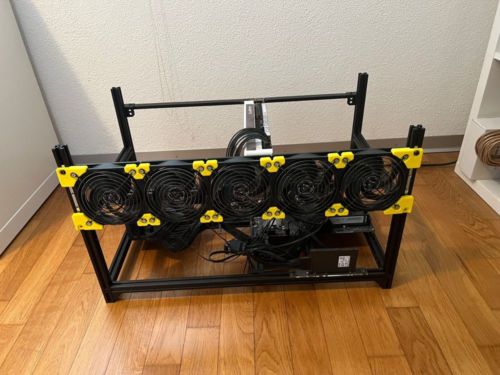 Mining Rig mit GIGABYTE GeForce RTX 3090 VISION OC 24G (Gebraucht) in ...