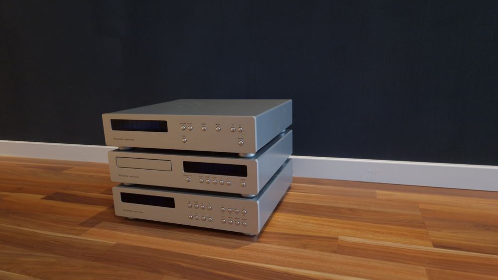 Neukomm Tuner/CD-Player/Verstärker (Gebraucht) in Schönenberg ZH für ...