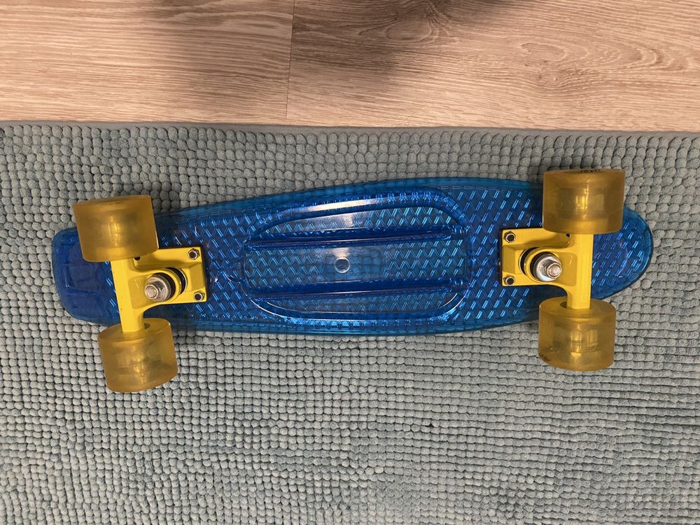 Cooles Mini Skateboard, Top Zustand, Blau, für Kinder (Gebraucht) in ...