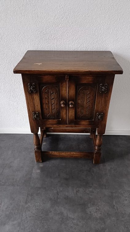Kleiner Schrank aus Holz | Kaufen auf Ricardo