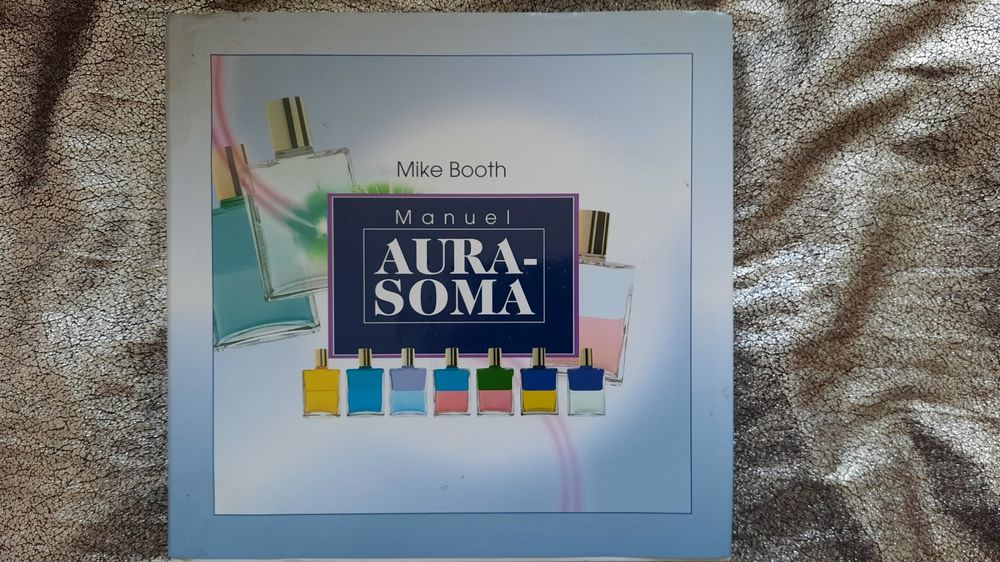 Manuel AURA-SOMA par Mike Booth (D'occasion) à Lausanne pour CHF 5 – avec livraison | Acheter ...