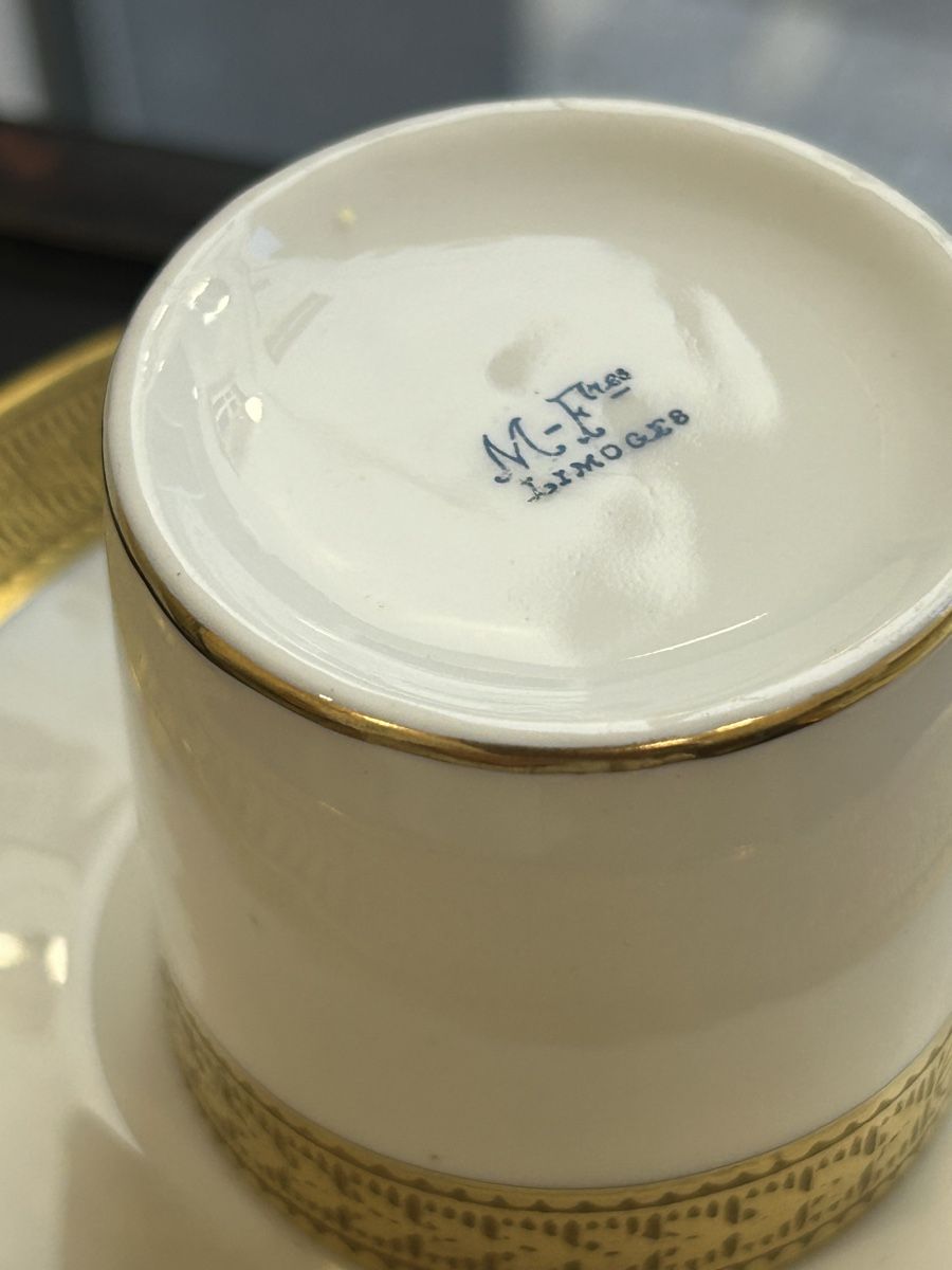 MF Tres Limoges Kaffeetassen, Frankreich. Pures Gold! (Usato) a Losone ...