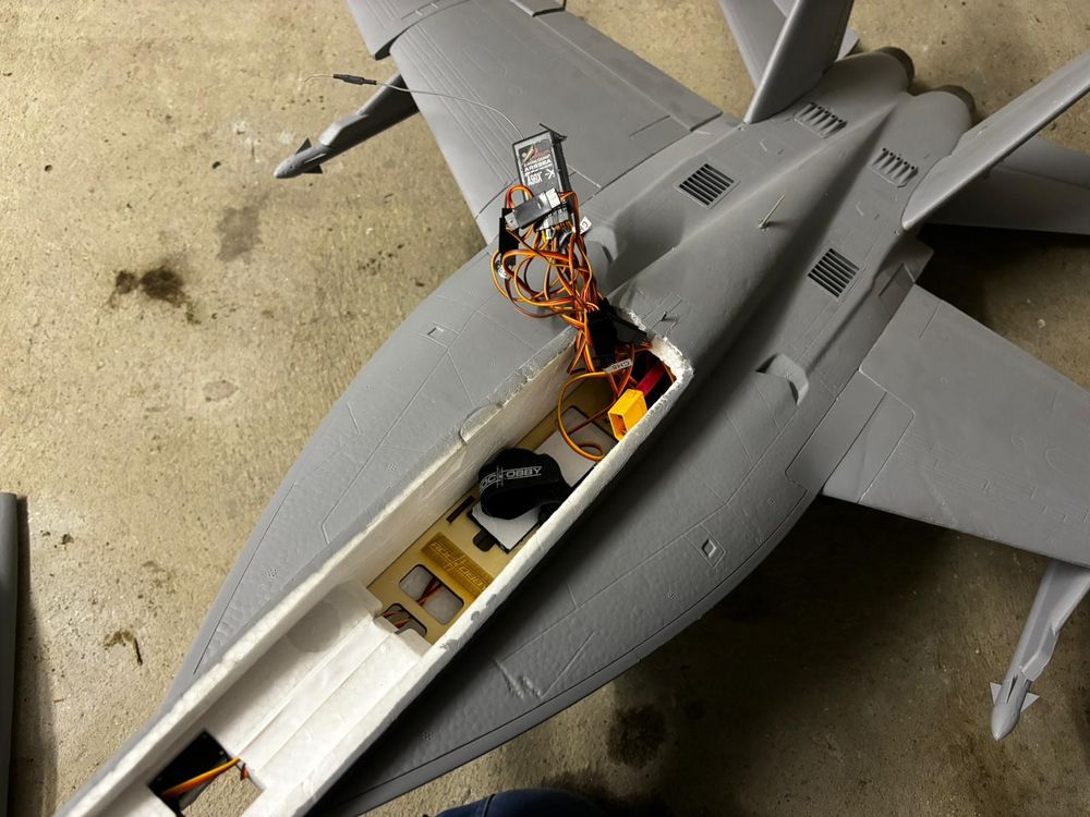 RC FA-18 Jet ab 1.- (Gebraucht) in Balterswil für CHF 181 – nur ...