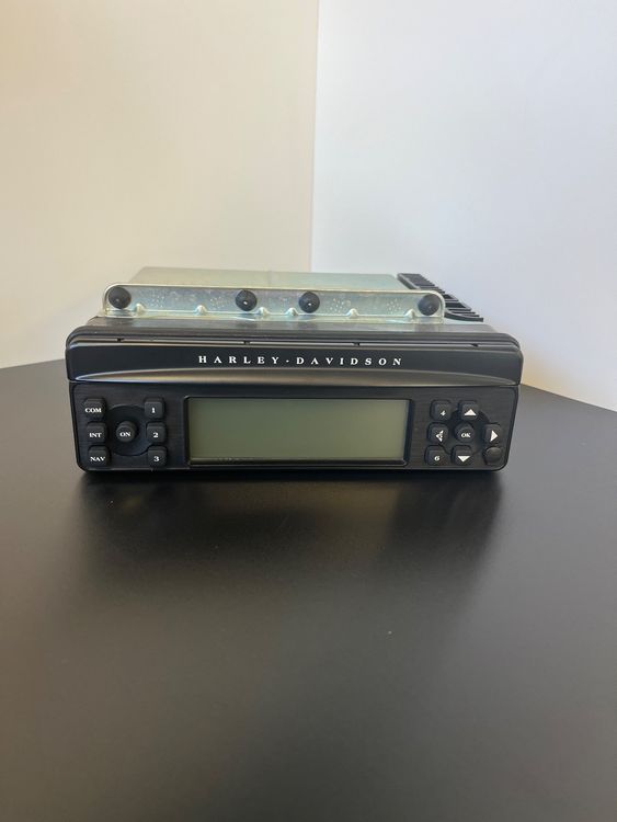 Harley Davidson Street Glide Original Radio (Gebraucht) in Freienbach ...