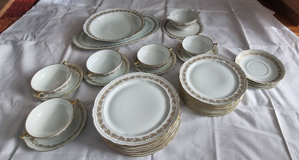 Limoges Porzellan Geschirr Set (Gebraucht) in Riedikon für CHF 139 – nur Abholung auf Ricardo kaufen