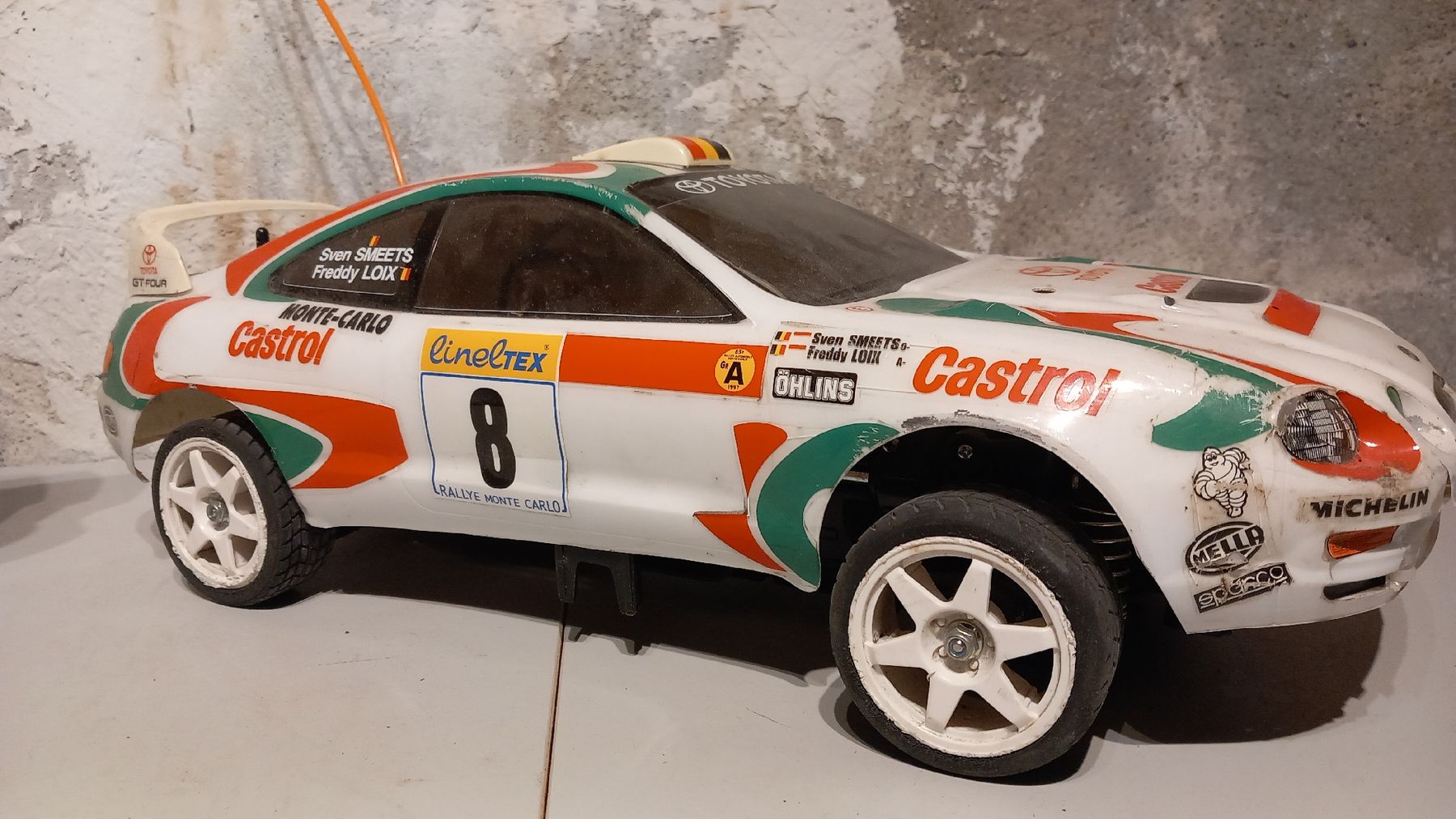 Tamiya 4WD 1:10 RC Auto Toyota Celica T20 für Bastler (Defekt) in ...