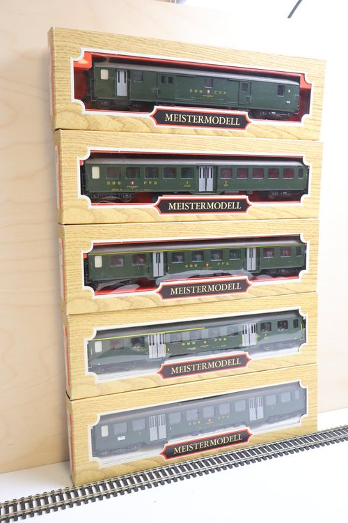 Liliput 5 x SBB Leichtstahl Personenwagen H0 - 87650/750/850 | Kaufen auf Ricardo