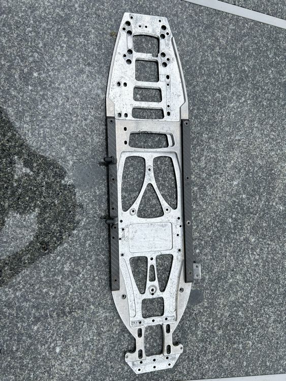 Châssis fg (Gebraucht) in Vérossaz für CHF 10 – mit Lieferung auf ...