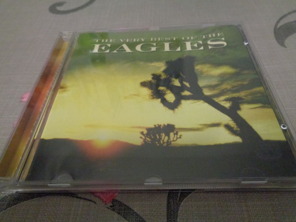 Eagles - The Very Best Of The Eagles CD (Gebraucht) in für CHF 3 – mit Lieferung auf Ricardo kaufen