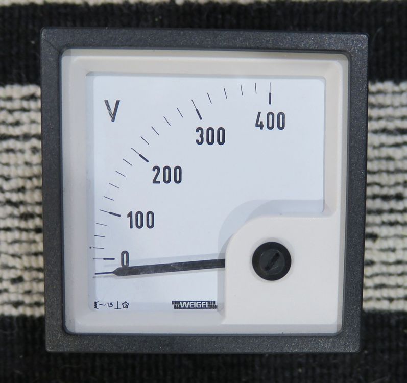 Voltmeter 0 - 400V für Einbau. | Kaufen auf Ricardo