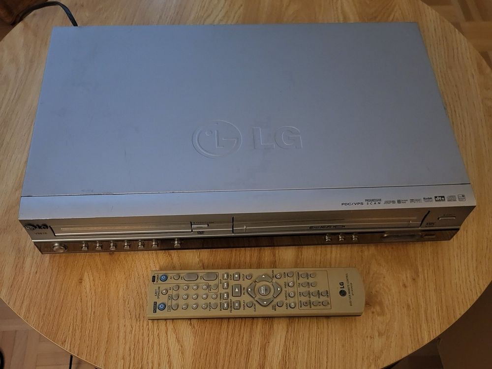 LG V8816 DVD Video VHS Videokassetten Recorder Aufnahmegerät (Gebraucht ...