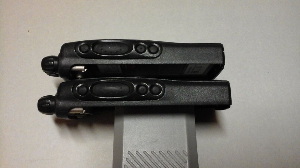 Motorola GP360 UHF Funkgeräte (2 Stk. ohne Zubehör) | Kaufen auf Ricardo
