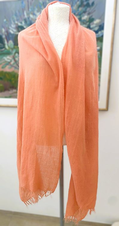 grosser Cashmere Schal in Peach Fuzz- mega weich leicht warm | Kaufen ...