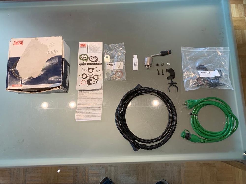 DEFA Motorvorwärmsystem & Anschluss Set (Neu (gemäss Beschreibung)) in ...