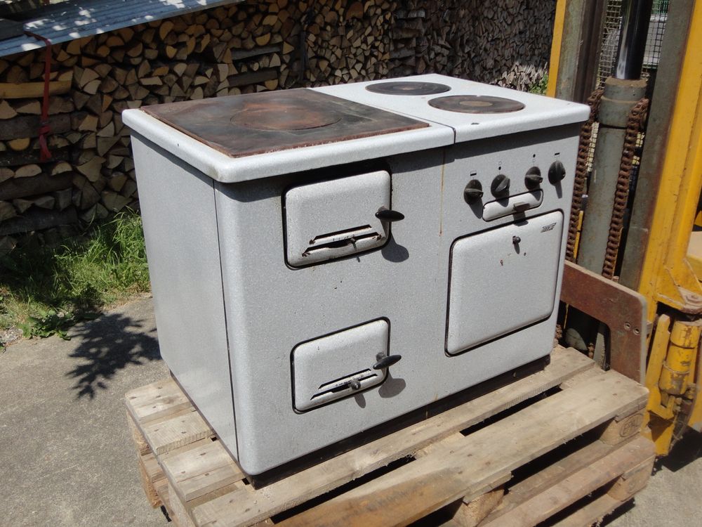 Alter Kochherd (Gebraucht) in Adlikon für CHF 1 – nur Abholung auf ...