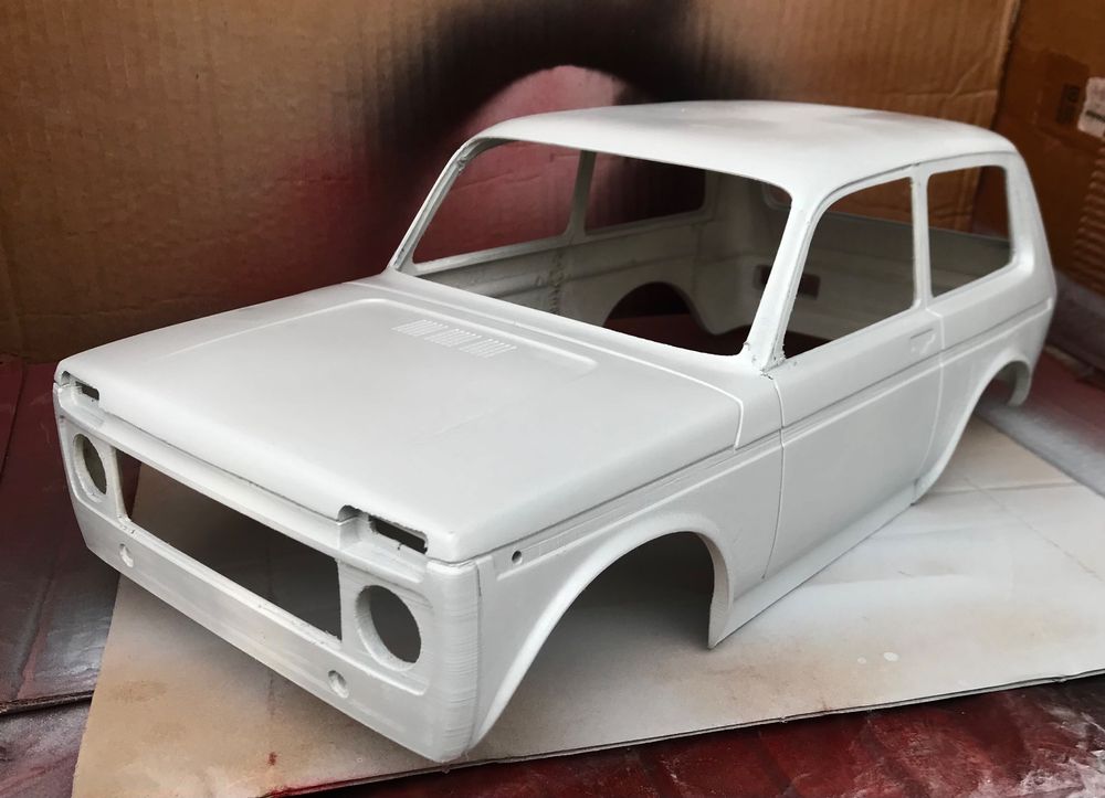 1:8 LADA NIVA Modellkarosserie, 3D-Druck, unvollendet (Gebraucht) in ...