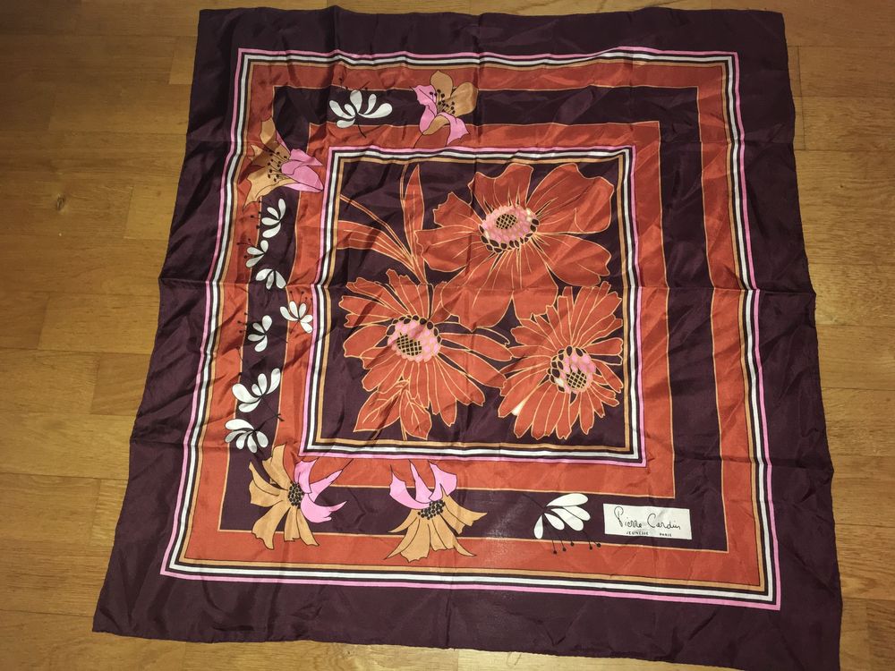 Foulard Seide Pierre Cardin Jeunesse Paris Vintage | Kaufen auf Ricardo