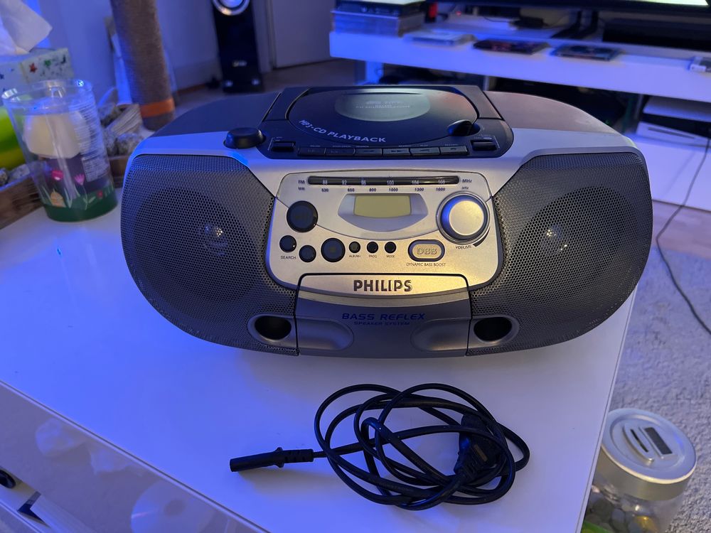 Philips Bass Reflex Speaker System AZ1226/00C (Gebraucht) in Allschwil ...