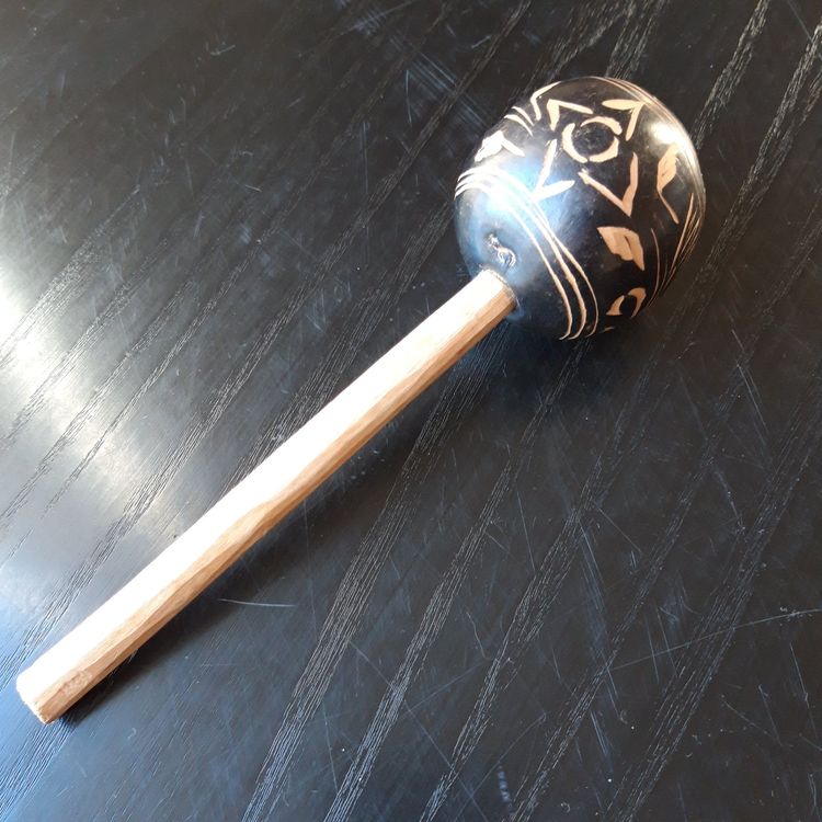 kleine Rassel, handgemacht aus Naturmaterialien, Maracas (D'occasion) à ...
