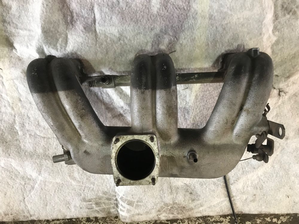 Opel Commodore GS/E Ansaugbrücke | Kaufen auf Ricardo