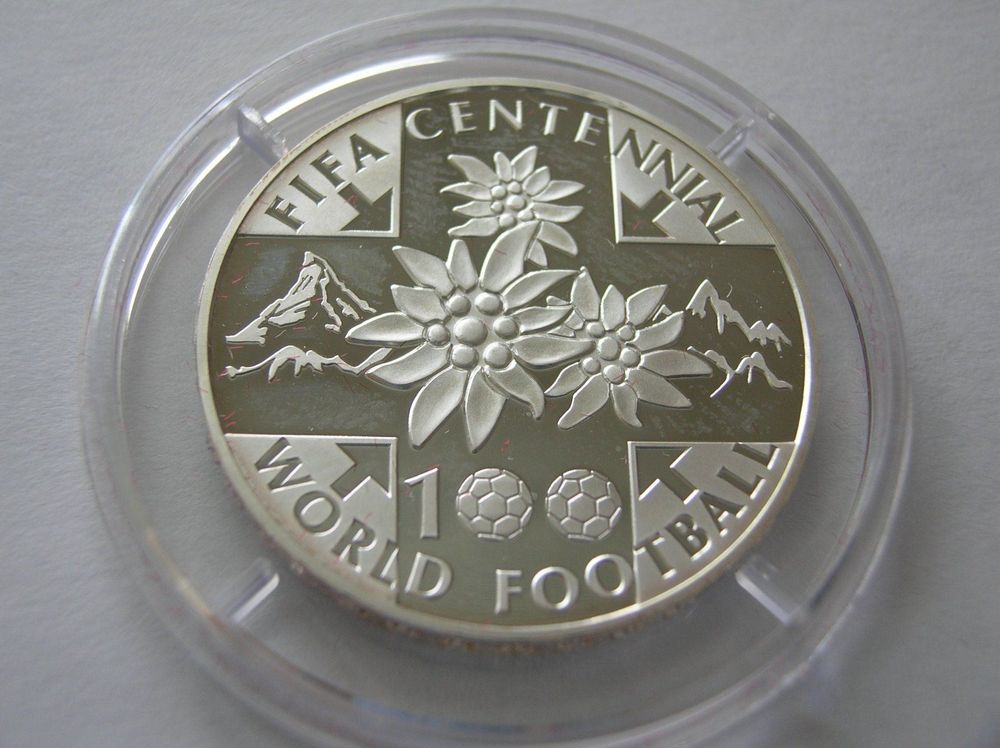 20 Franken 100 Jahre FIFA 2004 ***TOP*** | Kaufen auf Ricardo