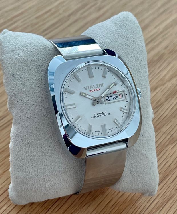 VIALUX SUPER 21 JEWELS DAY- DATE | Kaufen auf Ricardo