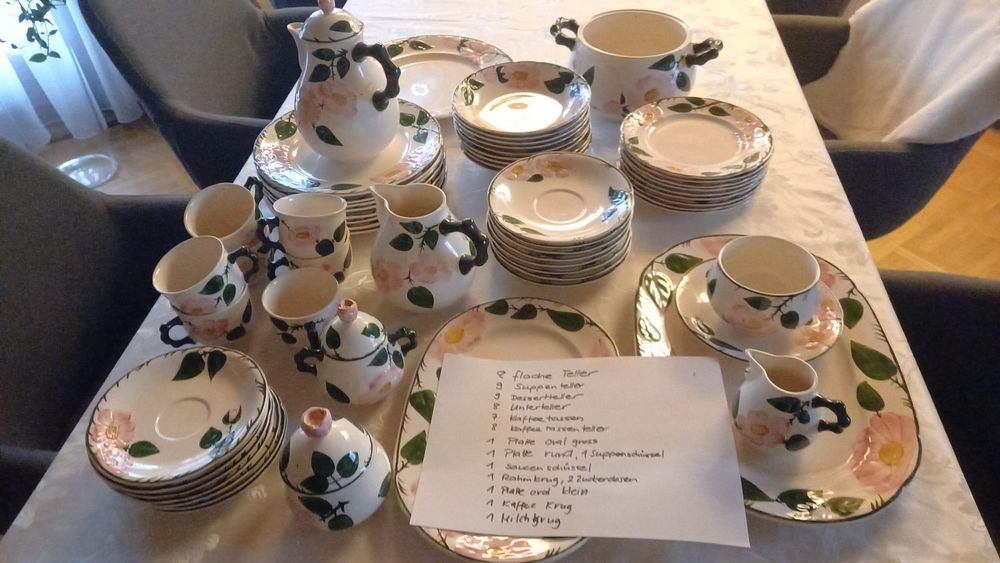 Wildrose Villeroy&Boch Geschirr Set (Gebraucht) in Dicken für CHF 600 – nur Abholung auf Ricardo ...