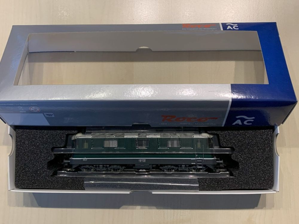 ROCO SBB Re 4/4 lll 11357 Wechselstrom H0 Digital mit Sound (Gebraucht ...