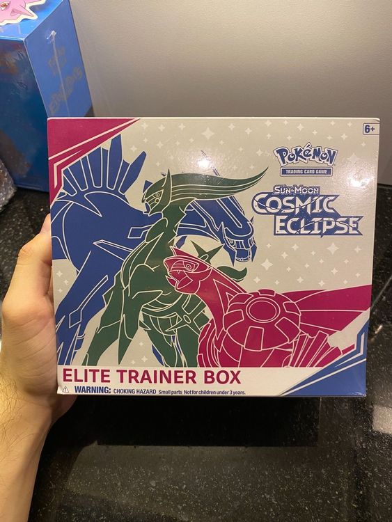 Pokémon Cosmic Eclipse Elite Trainer Box | Kaufen auf Ricardo