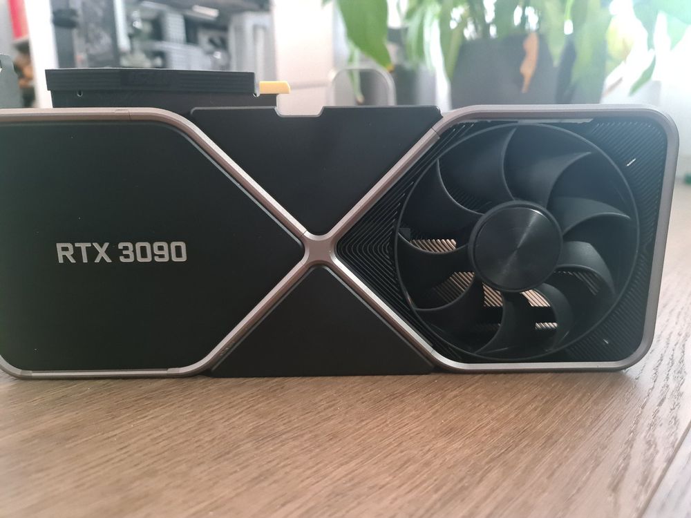 Geforce 3090 RTX Founders Edition | Kaufen auf Ricardo