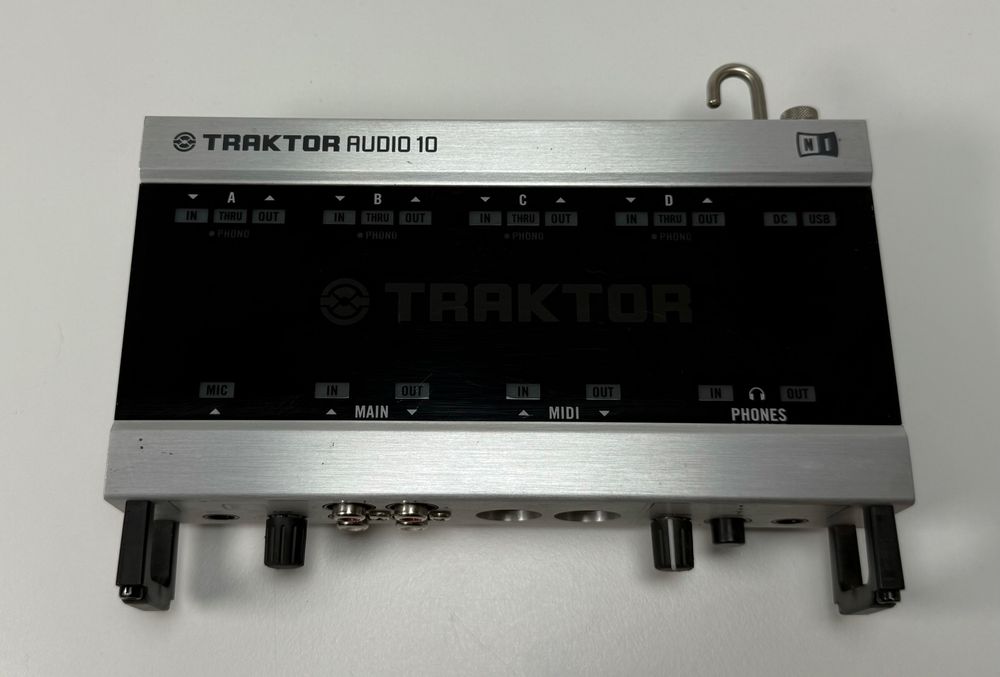 Traktor Audio 10 Soundkarte Audio Interface DJ (Gebraucht) in ...